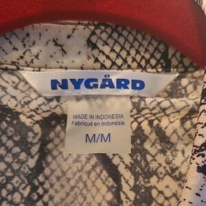 Peter Nygard | Tops | Peter Nygard Snake Print Blouse With Black Hem ...